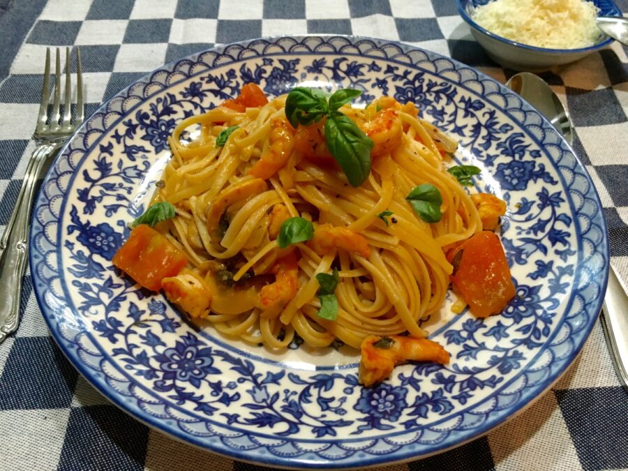 Anita’s son Best Pasta with Mushrooms and Shrimp in a Creamy Tomato ...